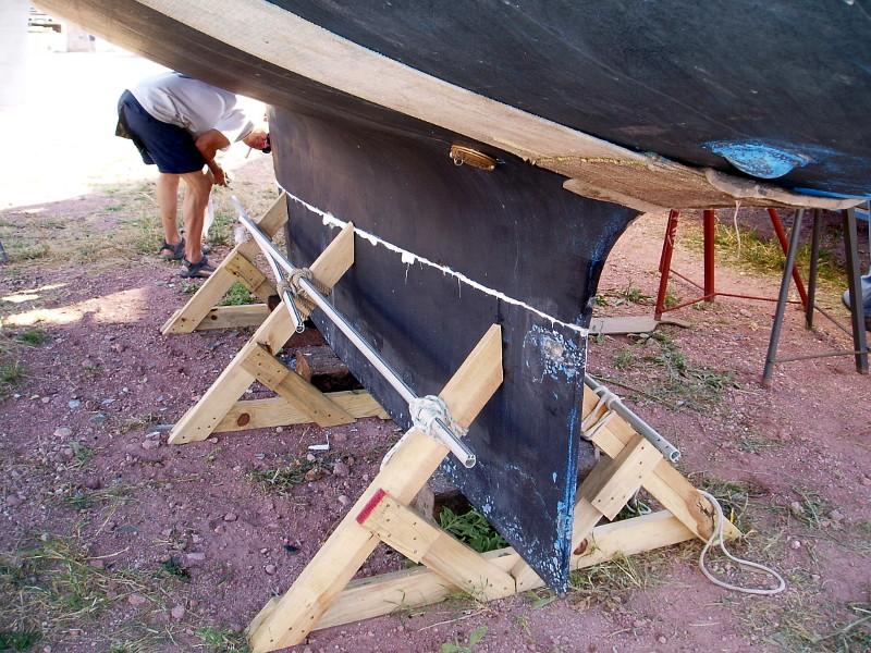 Checking Your Keel Bolts - Currents Bluewater Cruising